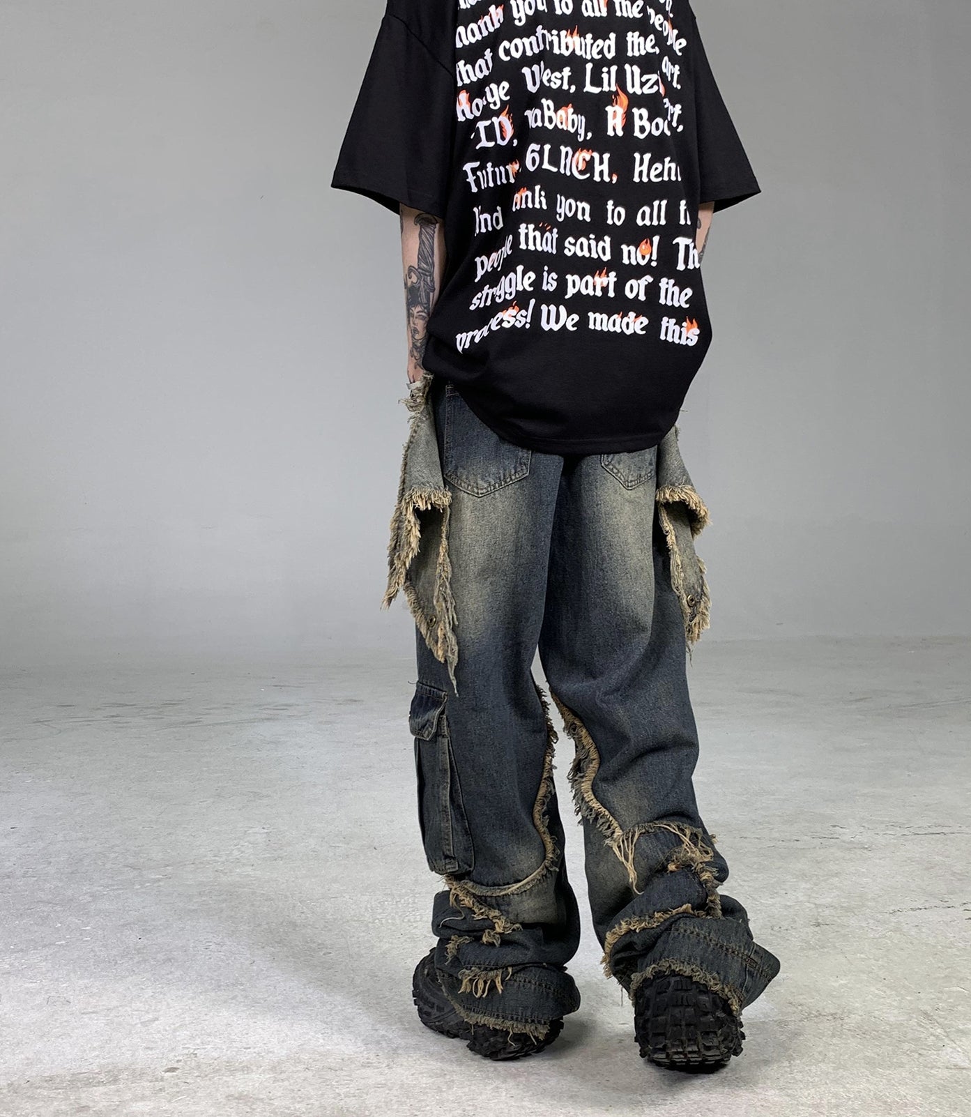 Pentagram Raw-edge Washed Denim Jeans WN1534 – WONDER NOAH